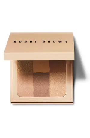 Bobbi Brown Finish Illuminating Pressed Powder Compact - Buff