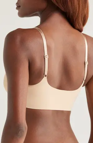 TRUE & CO True Body Boost Scoop Neck Bralette