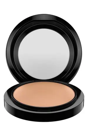 MAC COSMETICS Mineralize Skinfinish Natural Face Setting Powder - Medium Deep
