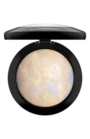 MAC COSMETICS Mineralize Skinfinish Powder Highlighter One-color