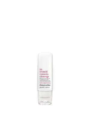 THISWORKSR In Transit Camera Close-up Face Mask &amp Primer - Red