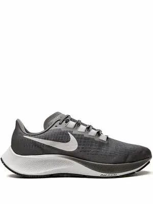 Nike Air Zoom Pegasus 37 Sneakers