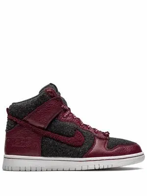 Nike Dunk High Supreme Sneakers Destroyer - Red
