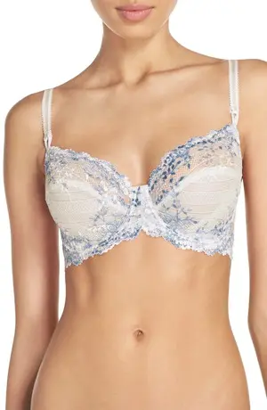 Wacoal Embrace Lace® Underwire Bra Pastel Parchment/ Blue Multi