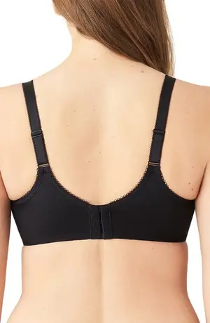 Wacoal Basic Beauty Seamless Underwire Bra - Black