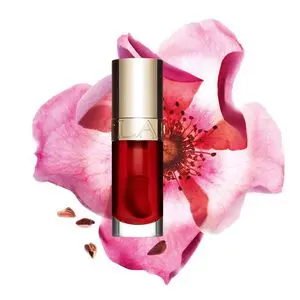 Clarins Lip Comfort Oil Hydrating And Plumping Lip Oil - 8 Strawberry