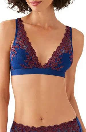 Wacoal WACOAL Embrace Lace® Wire-Free Bralette Blue Depths/cordovan