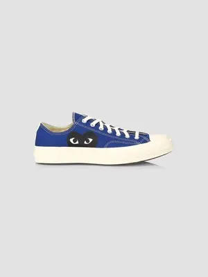 Play Comme Des Garcon Cdg Play X Converse Chuck Taylor All Star Low-top Sneakers - Blue