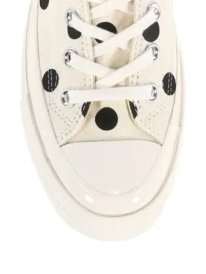 Play Comme Des Garcon Cdg Play X Converse Chuck Taylor All Star Polka Dot High-top Sneakers - White