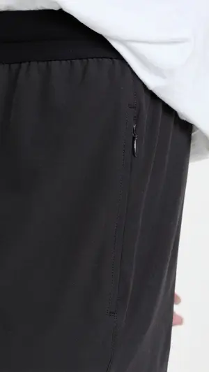 RHONE 5" Mako Tech Shorts