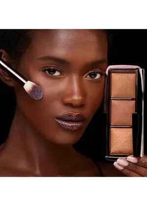 HOURGLASS Ambient Lighting Palette - Volume 3