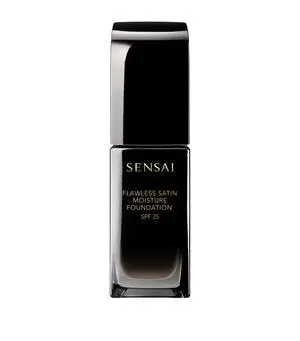 SENSAI Flawless Satin Moisture Foundation Spf 25 - Nude