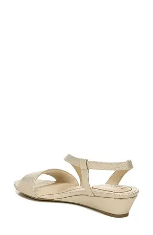 LIFESTRIDE Yasmine Wedge Sandal - Light Gold Synthetic