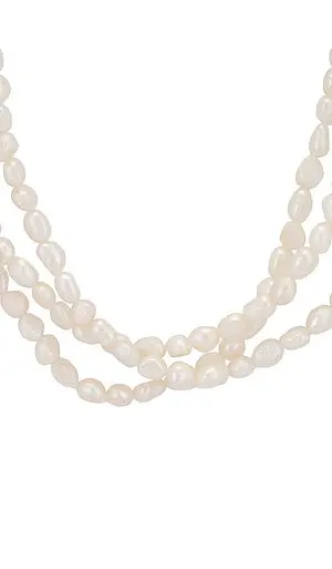 PETIT MOMENTS Bloom Pearl Necklace