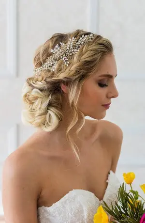 Brides & Hairpins Serena Crystal Hair Comb - Gold