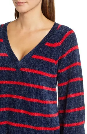 &.LAYERED Stripe V-neck Pullover - Navy/red