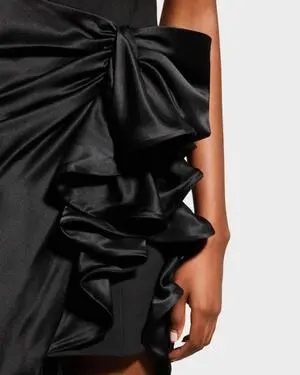 Cinq À Sept Drina Sleeveless Gown - Black