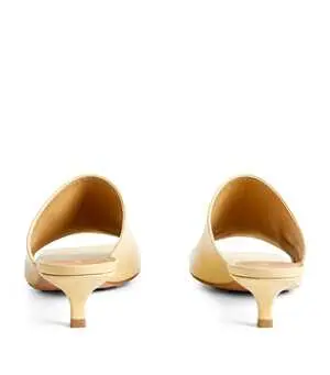 Bottega Veneta Leather Stretch Mules - Neutral