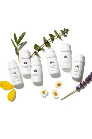 Alo Yoga Essential Oil Collection Set - No Color