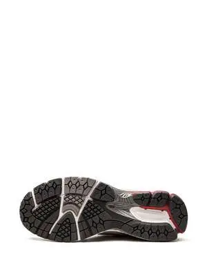NEW BALANCE 2002r Bryant Giles Sneakers