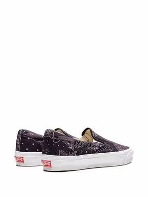 VANS Og Classic Slip-on Sneakers - Black