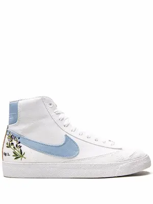 Nike Blazer Mid '77 Indigo Sneakers