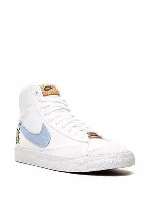 Nike Blazer Mid '77 Indigo Sneakers