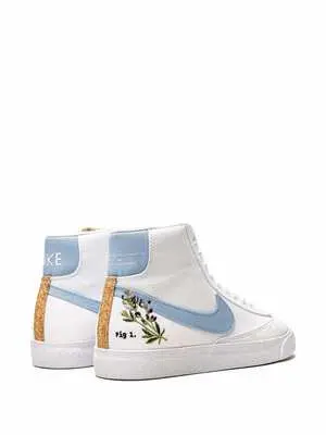 Nike Blazer Mid '77 Indigo Sneakers