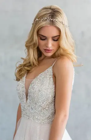Brides & Hairpins Lucina Crystal Halo - Gold