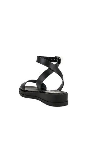 Seychelles Note To Self Sandal In Black