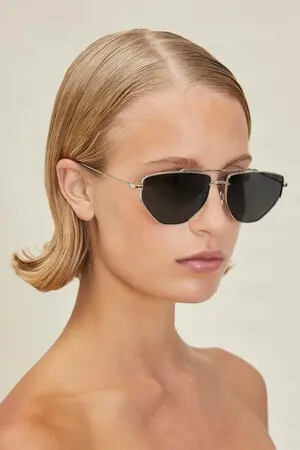 Devon Windsor Rio Sunglasses - Black