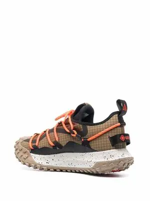 Nike Mountain Fly Low Gore-tex Se Hazel Rush Sneakers