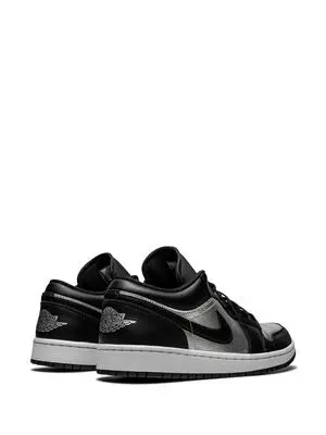 JORDAN Air 1 Low Se Sneakers - Black