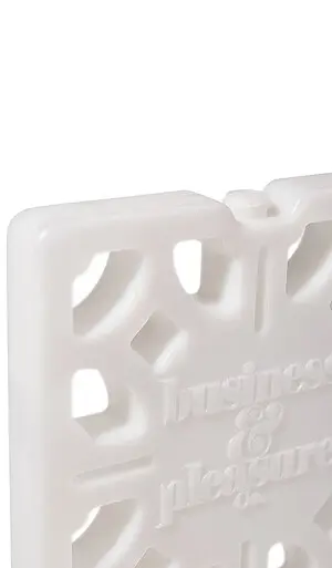 BUSINESS & PLEASURE Ice Breezeblock