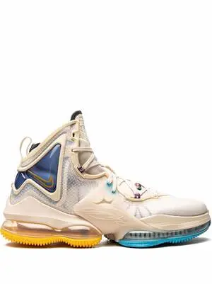 Nike Lebron 19 Lakers Sneakers