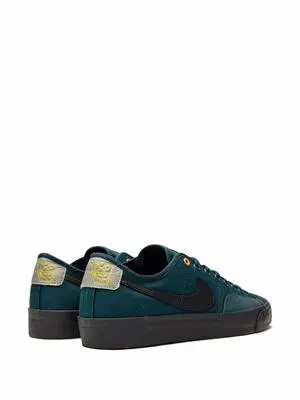 Nike Sb Blazer Court Daan Van Der Linden Sneakers - Green