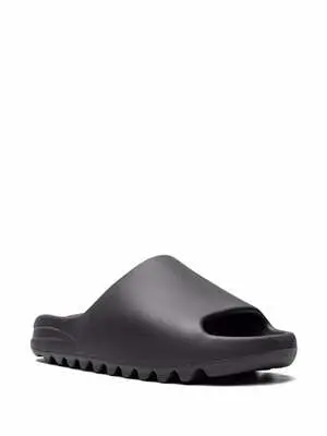 Yeezy Onyx Slides - Black