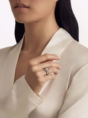 De Beers Platinum Dewdrop Diamond Crown Ring