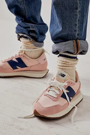 NEW BALANCE 237 Lace-Up Sneakers Pink Haze