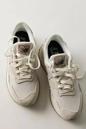 NEW BALANCE 237 Lace-Up Sneakers Sandstone/turtledove