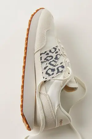 NEW BALANCE 237 Lace-Up Sneakers Sea Salt/black