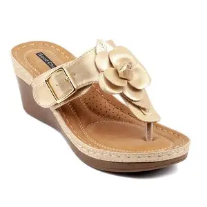 GC SHOES Flora Gold Wedge Sandals - Gold