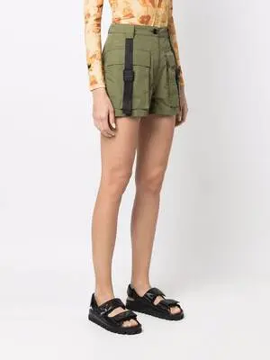 Moschino Logo-tape Pleated Shorts - Green