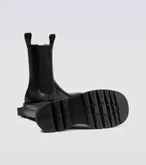 Bottega Veneta Lug Leather Ankle Boots - Black