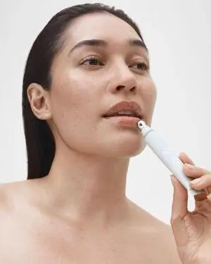 U BEAUTY 0.5 Oz. The Plasma Lip Compound - Universal