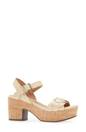 CHOCOLAT BLU Glenda Platform Sandal - Cream Leather