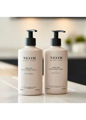 NEOM ORGANICS Great Day Body & Hand Lotion Lotion Fragrances