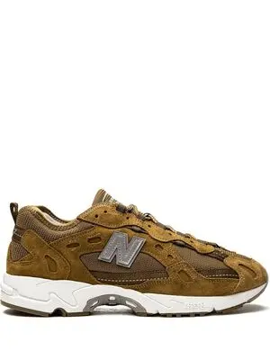 NEW BALANCE 827 Thisisneverthat Sneakers - Brown