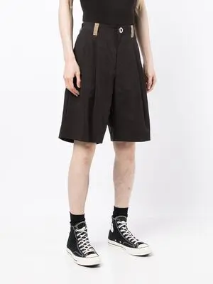 PORTS V Pleated Knee-length Shorts