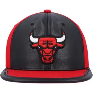 Mitchell & Ness Red Chicago Bulls Day One Snapback Hat